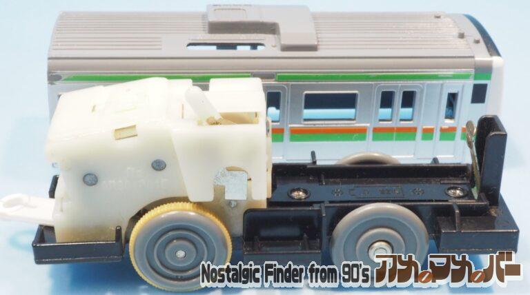 タカラトミー プラレール E233系 東海道線 湘南色 ダブルデッカー（単2電池動力） | アメマメバー本店